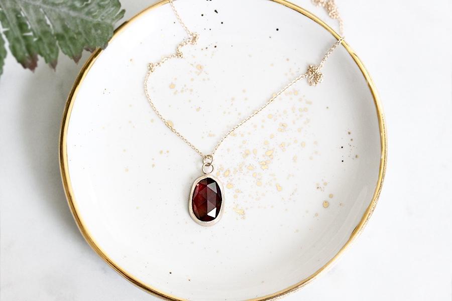 Rose Cut Garnet Necklace – Andrea Bonelli